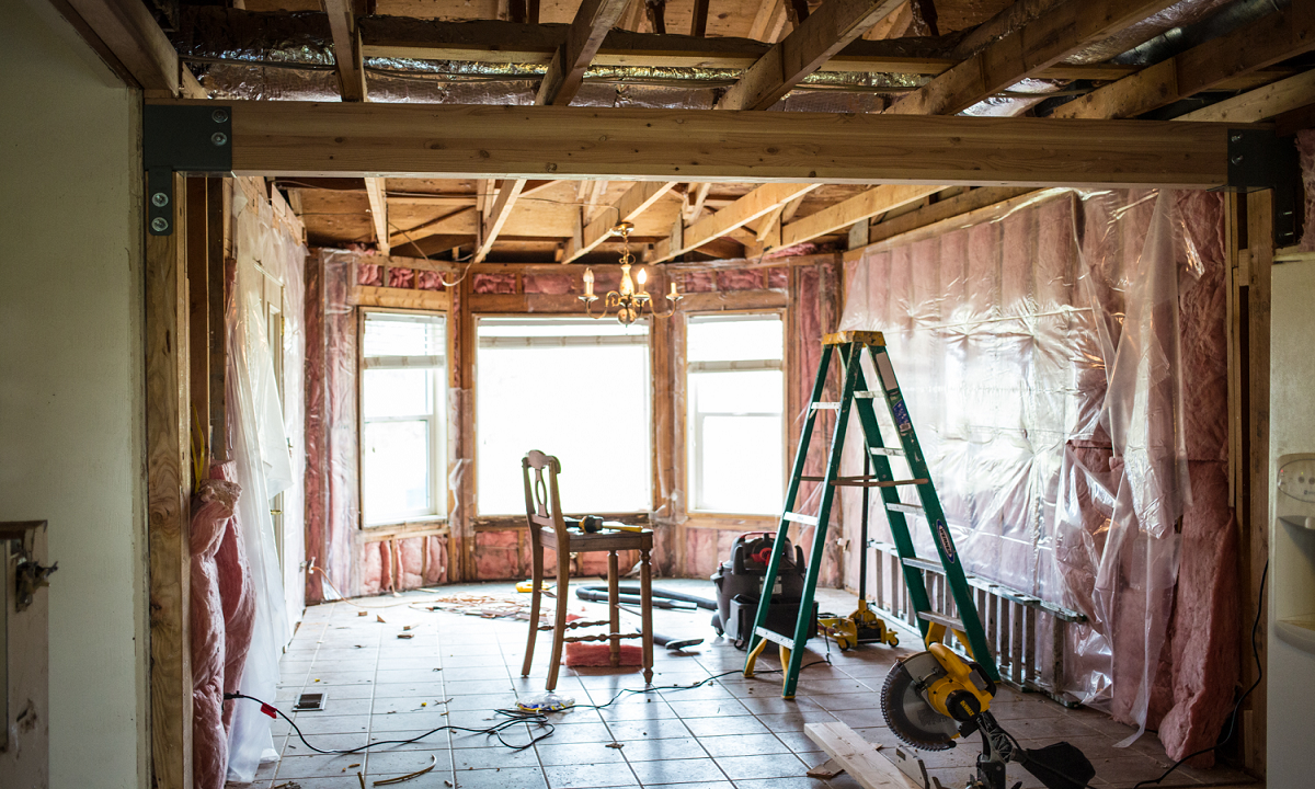 Building industry braces for "massive collapse" amid escalating losses ...
